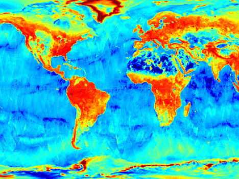 SMAP global L3 soil moisture and sea surface salinity : SMAP